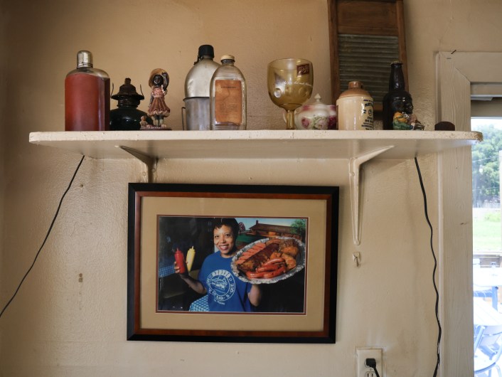 Road construction threatens survival of Stutts House of Barbeque in ...