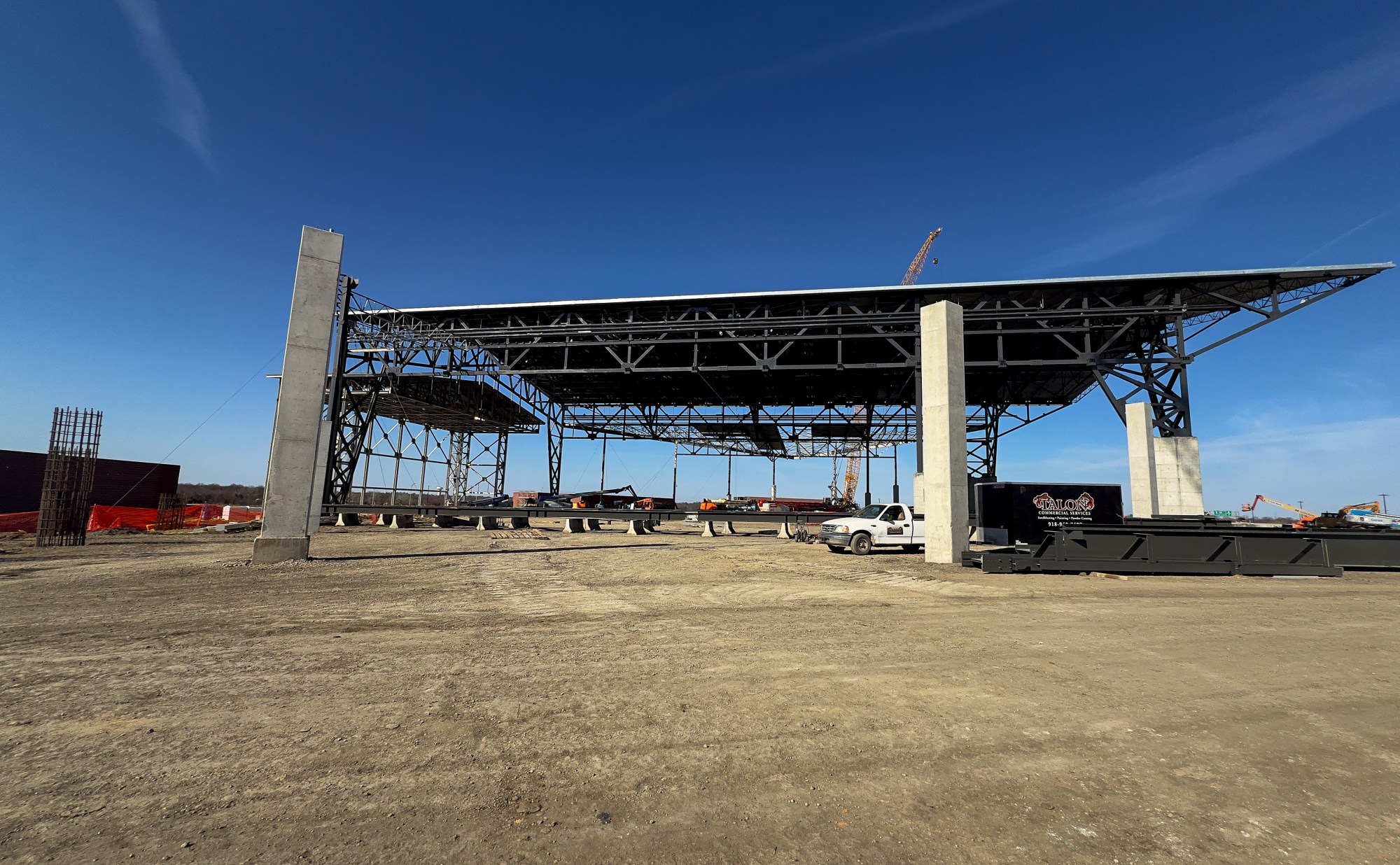 Broken Arrow preps to open 12,500-seat amphitheater this fall